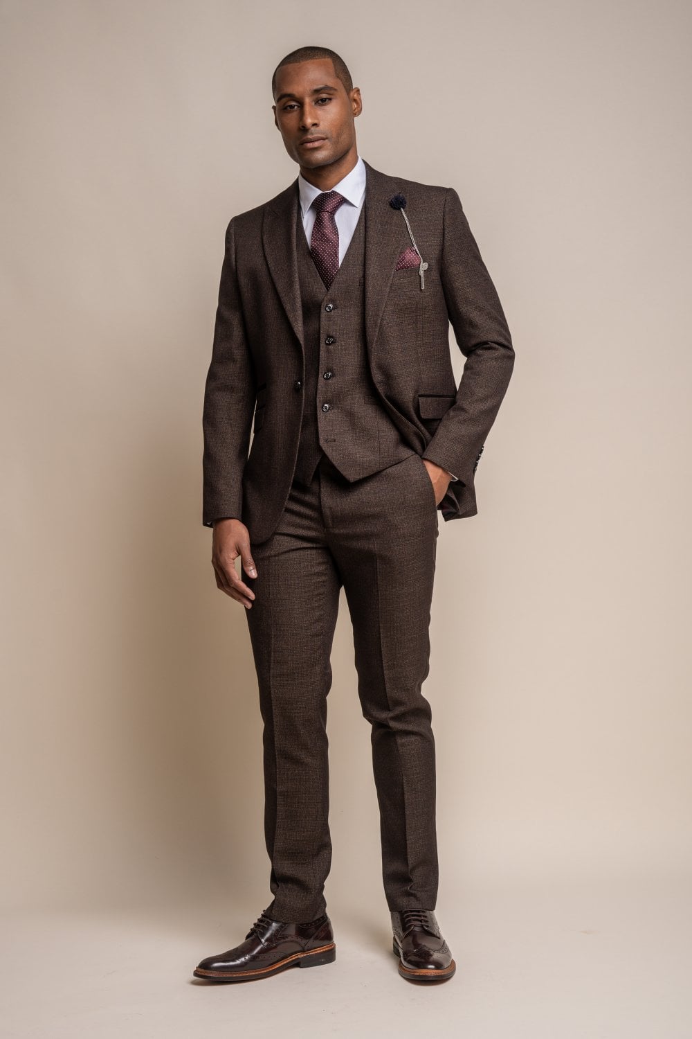 Cavani suit store
